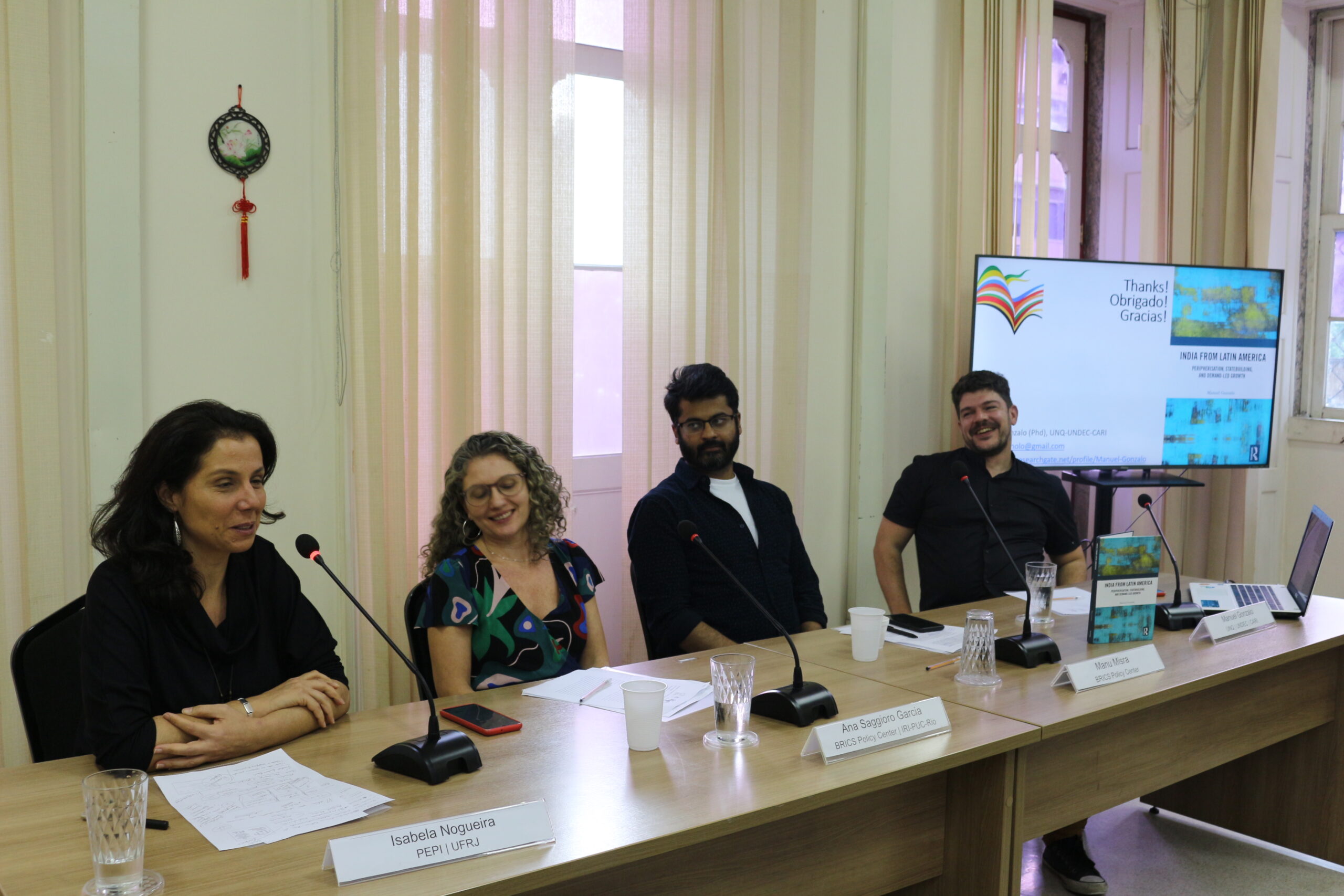 BPC receives the release of a book about India - brq