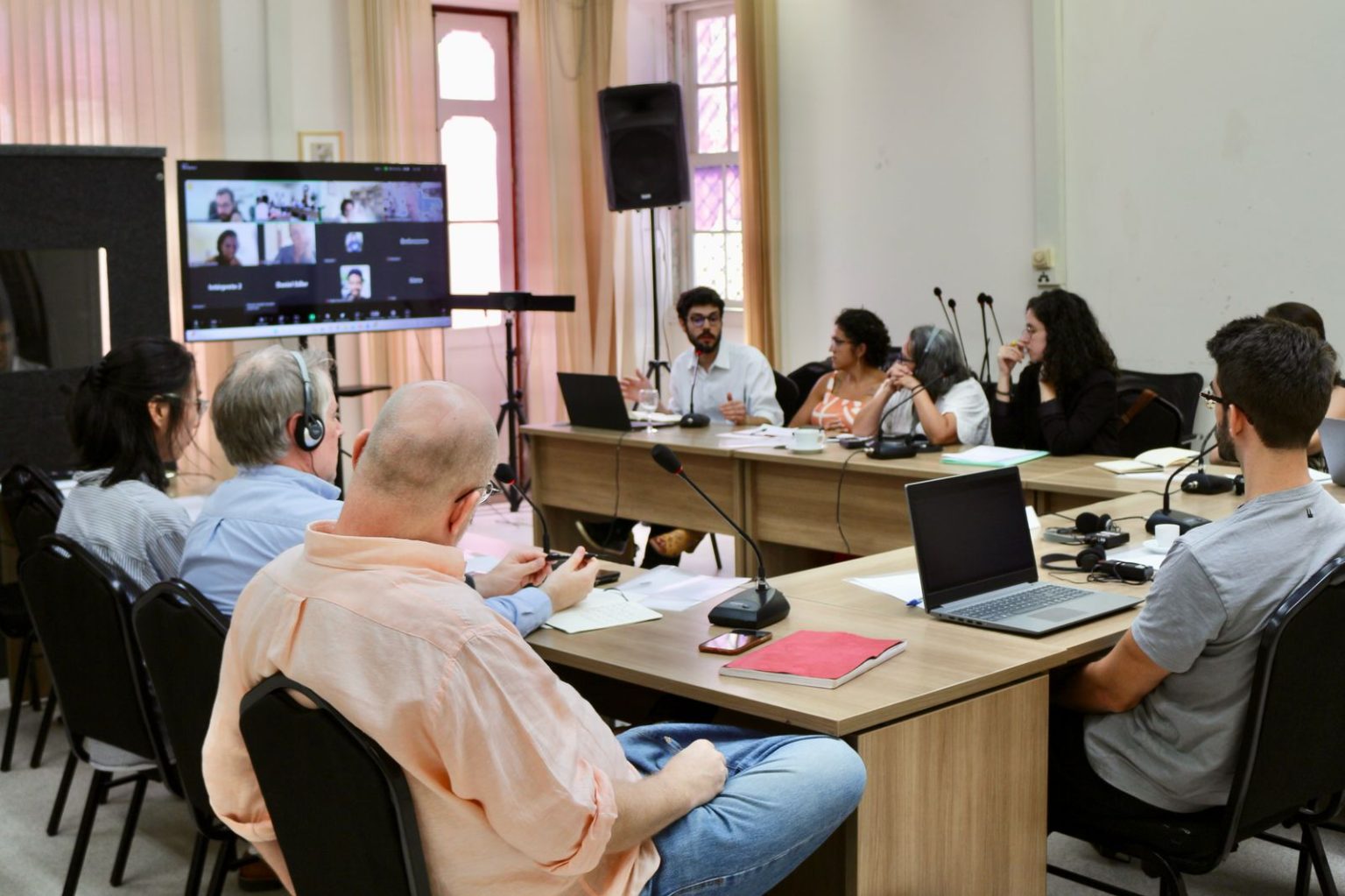 Professor Kai Michael Kenkel, do IRI/PUC-Rio, organiza workshop ...